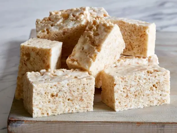 Extra-Marshmallow Crispy Rice Treats Recipe | Food Network Kitchen ...