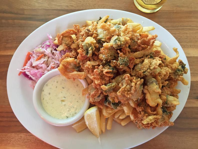 What to Eat in Massachusetts: The Bay State's Most-Iconic Eats : Food ...