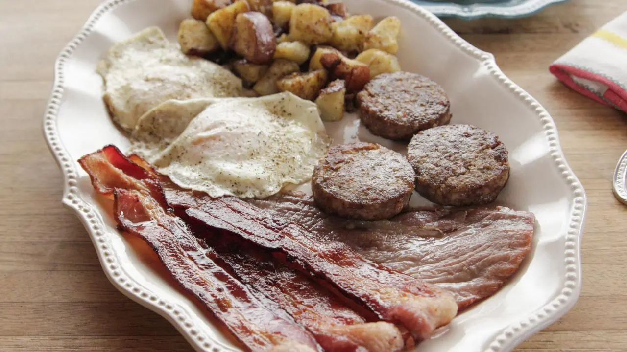 Farmer's Breakfast Recipe | Ree Drummond | Food Network