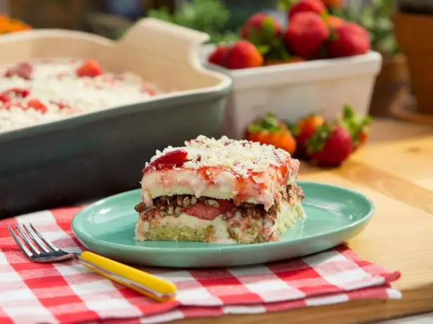 Ice Cream Lasagna Recipe | Food Network