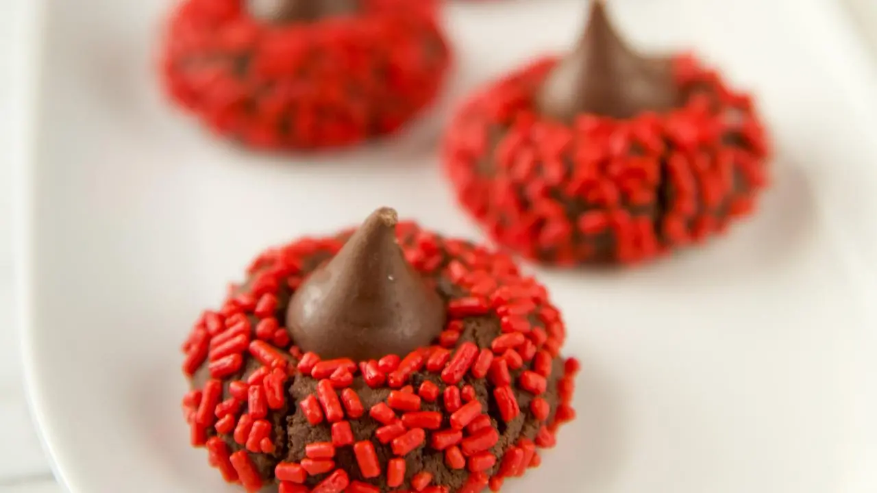 Love and Kisses Cookies Recipe | Ree Drummond | Food Network