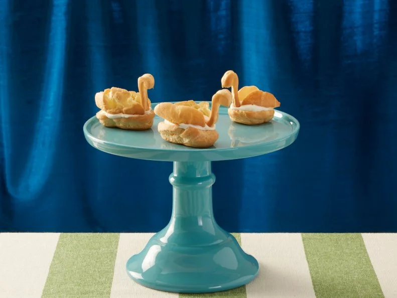 How to Make Cream Puff Swans — Kids Baking Championship | Food Network