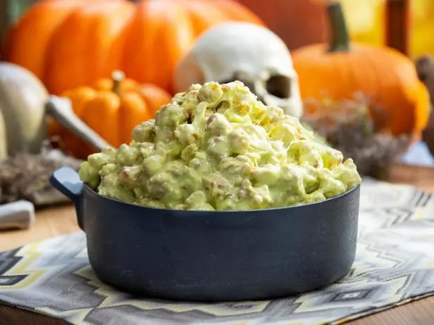 how do you make popcorn green