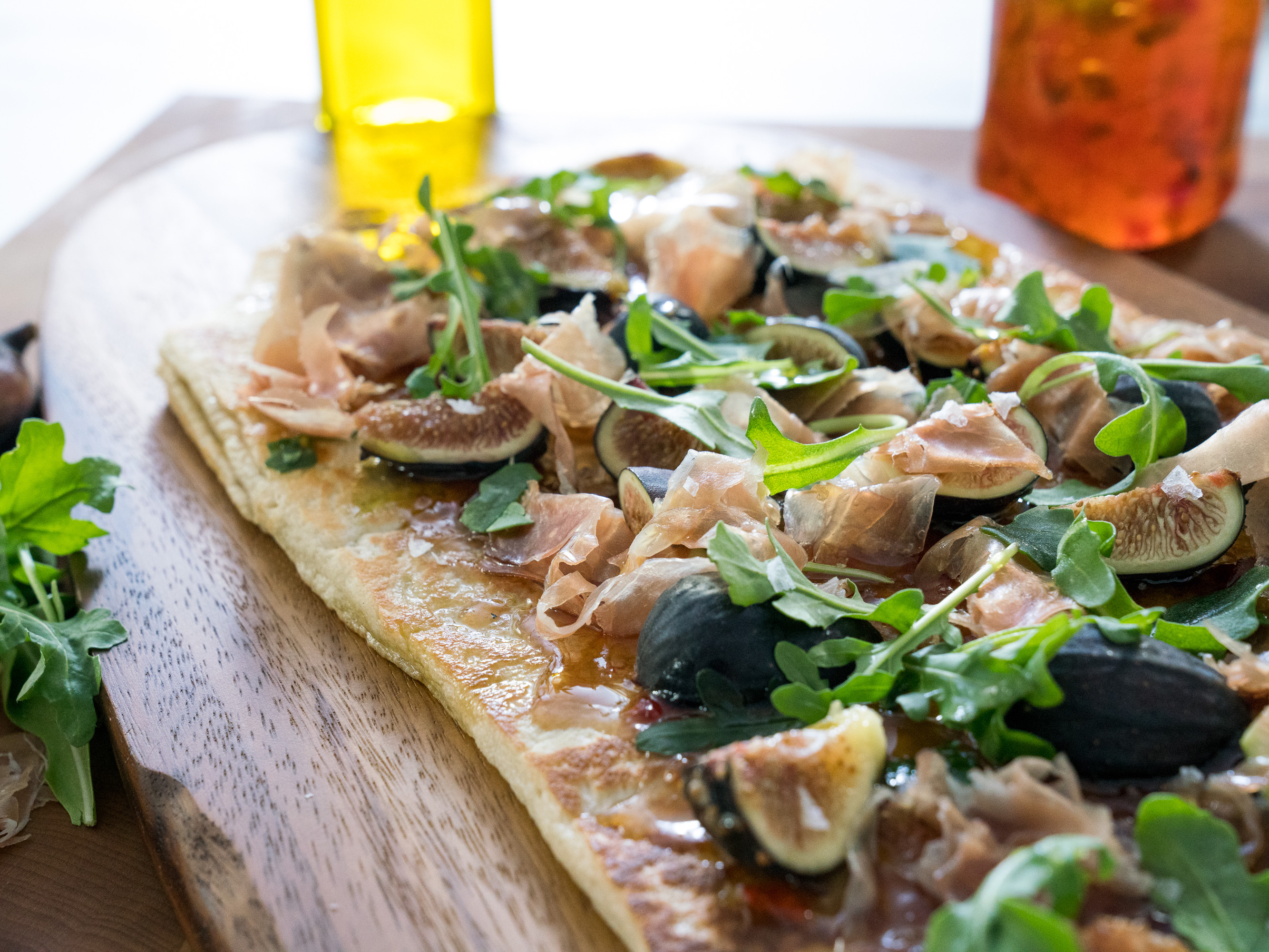 Fig and Prosciutto Flatbread Recipe - Chef's Resource Recipes