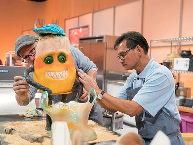 The Top Moments and Creepiest Designs Seen on Halloween Wars, Season 8 ...