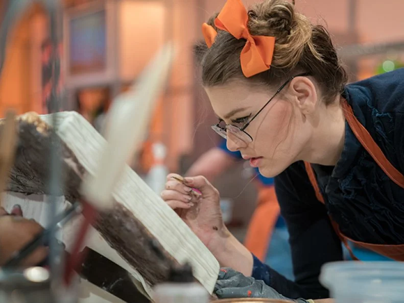 The Top Moments and Creepiest Designs Seen on Halloween Wars, Season 8 ...