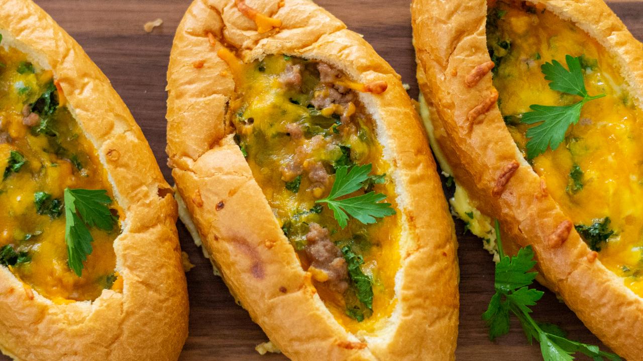 Breakfast-for-Dinner Egg Boats Recipe | Bev Weidner | Food Network