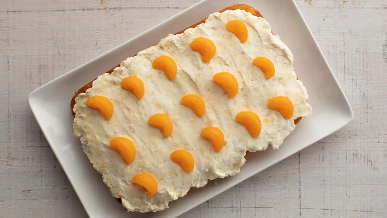 Pig Pickin' Cake Recipe | Ree Drummond | Food Network