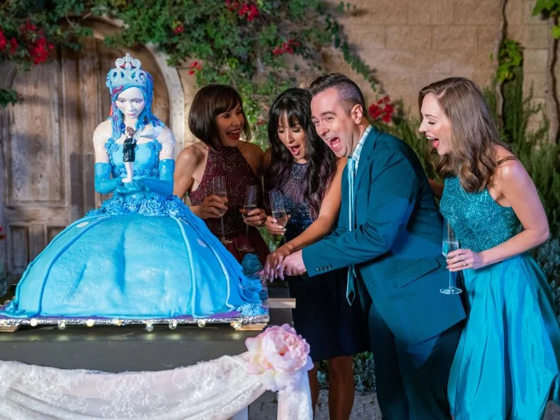 Unforgettable Cakes Featured on Winner Cake All | Food Network