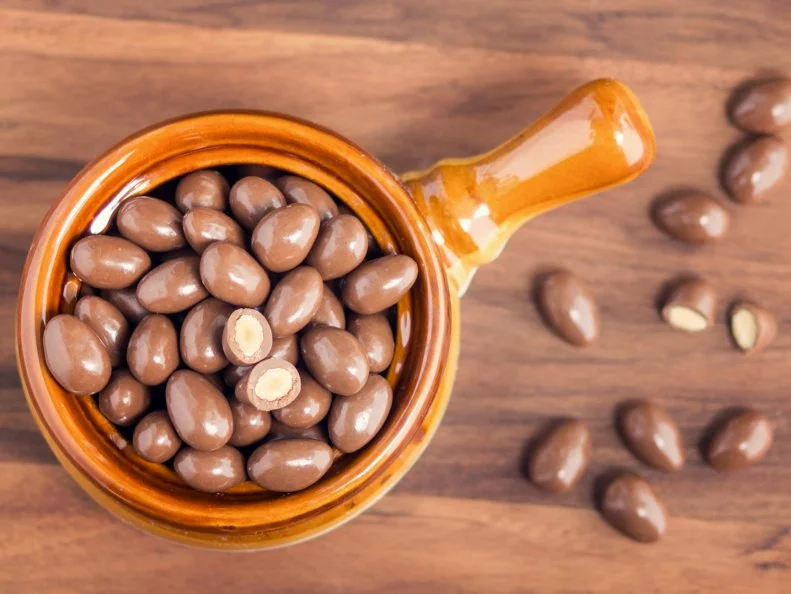 10 Foods Nutritionists Eat Before Bed : Food Network | Food Network