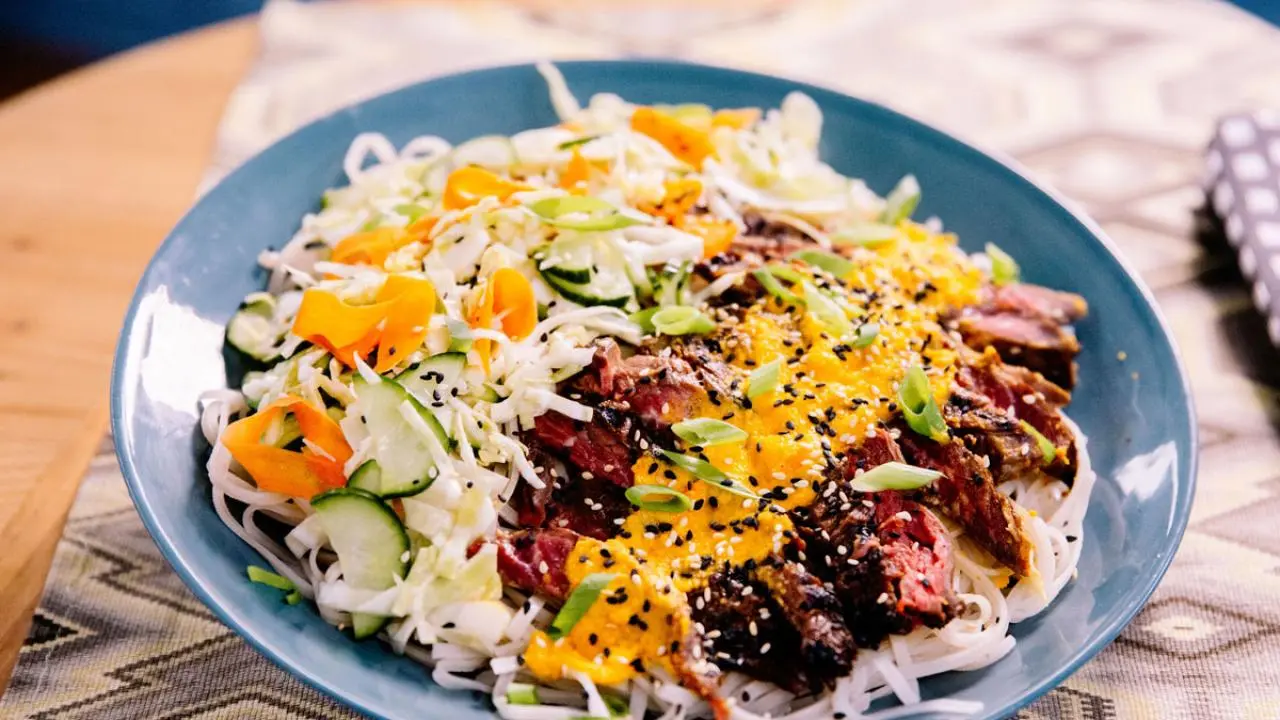 BBQ Beef Bowl with Brown Rice Noodles Recipe | Food Network