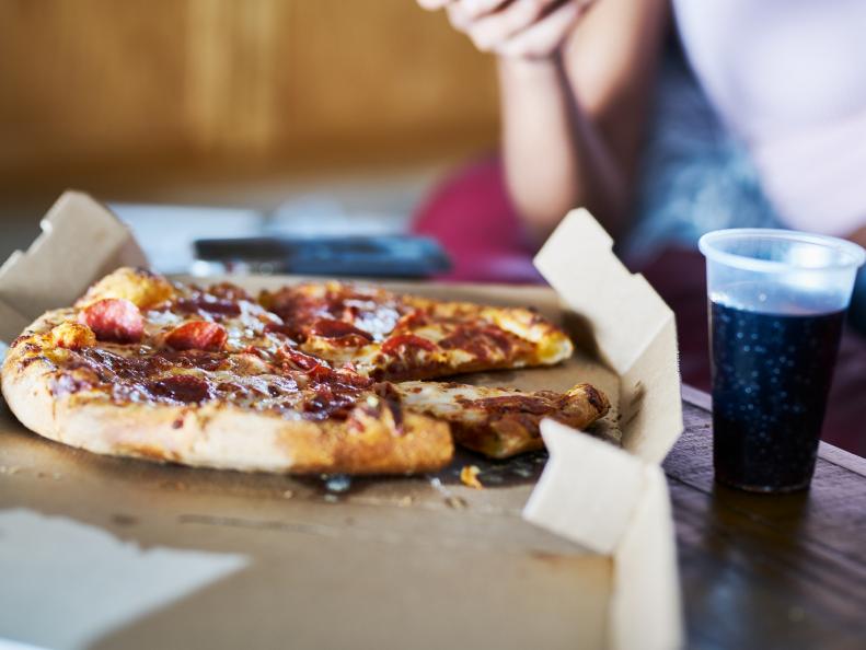 How Dietitians Eat Healthy On Weekends : Food Network | Food Network