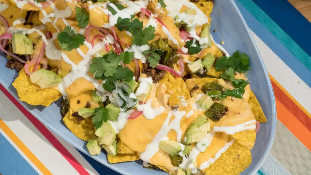 5-Star Nachos Recipe | Food Network