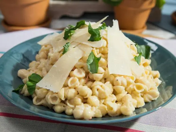 Baby Shells Bechamel Recipe - Chef's Resource Recipes