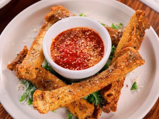 The Highlander | Restaurants : Food Network | Food Network