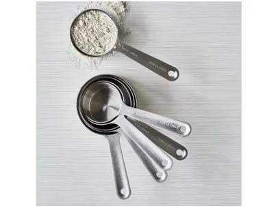 How to Bake a Cake: A Step-by-Step Guide : Recipes and Cooking : Food ...