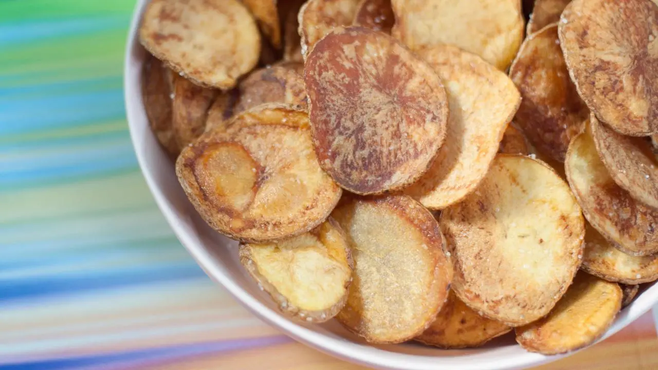 Homemade Salt and Vinegar Chips Recipe | Trisha Yearwood | Food Network