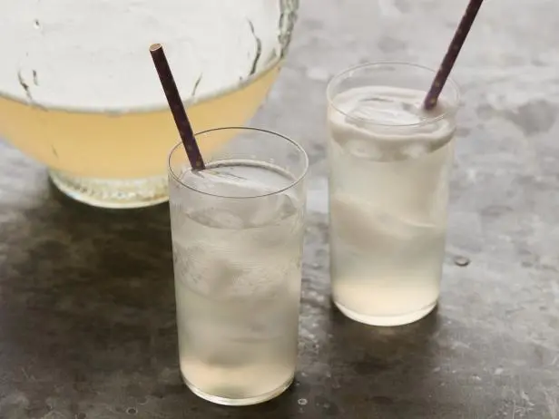 Fresh Lemonade Recipe - Chef's Resource Recipes