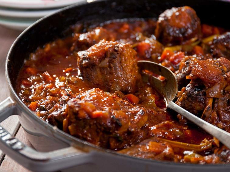 Roman Braised Oxtail Recipe | Tony Mantuano | Food Network