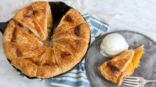 Peach Skillet Pie Recipe | Four and Twenty Blackbirds | Food Network