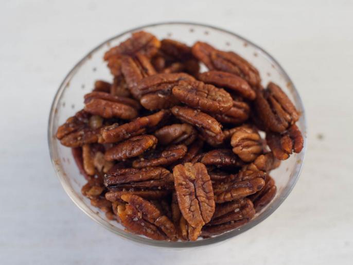 Stovetop Smoked Pecans Recipe | Trisha Yearwood | Food Network