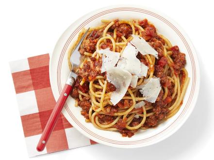 Spaghetti Bolognese Recipe | Geoffrey Zakarian | Food Network