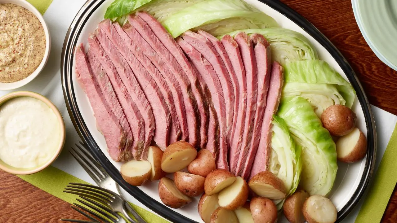 how to cook corned beef without vinegar