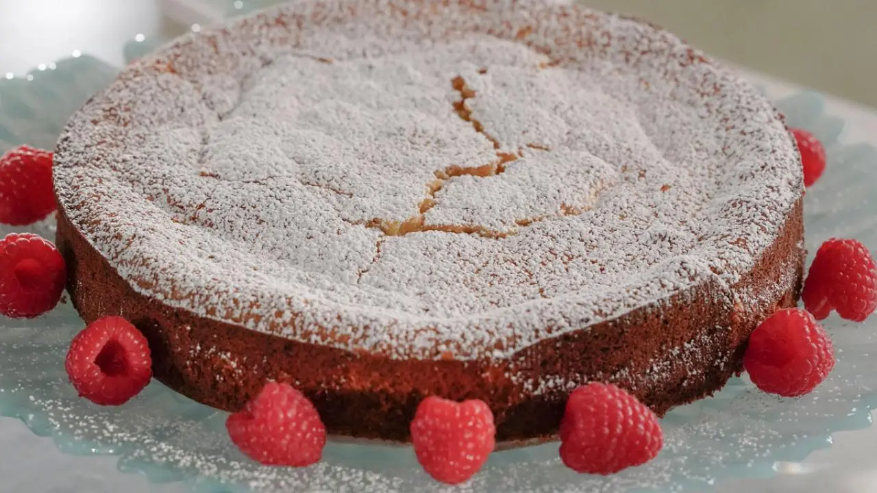 Lemon Torta Caprese Recipe | Giada De Laurentiis | Food Network