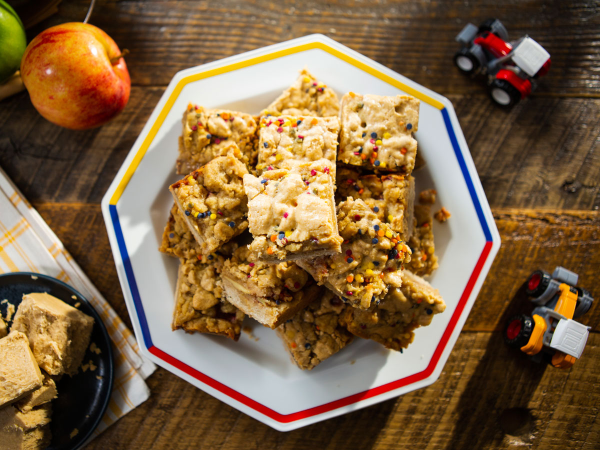 Halva Apple Pie Bars Recipe - Chef's Resource Recipes