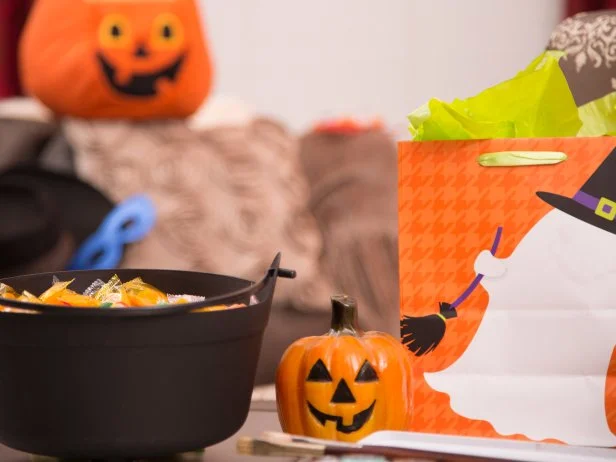 6 Fun and Safe Alternatives to Trick-or-Treating in 2020 | Food Network