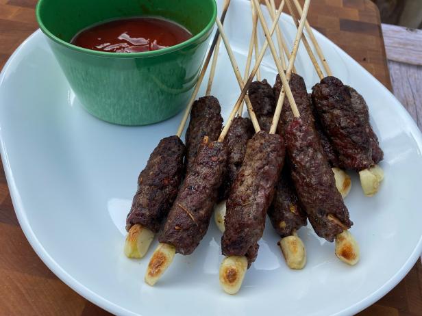 Sunny's Bloody Beef Fingers Recipe | Sunny Anderson | Food Network