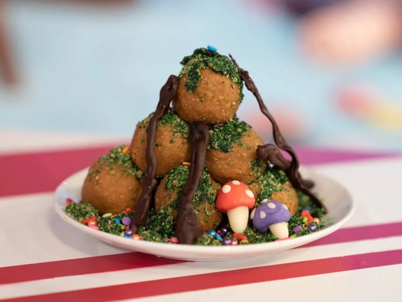 Stunning Sweet Masterpieces from Candy Land | Food Network