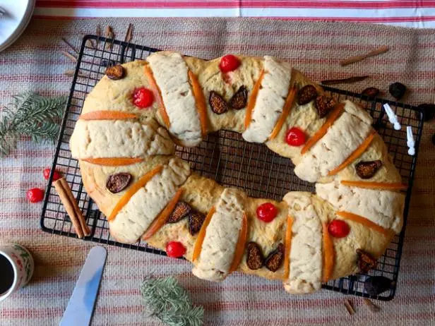 Vegan Rosca de Reyes Recipe - Chef's Resource Recipes