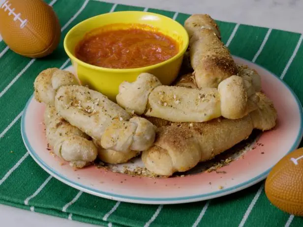 Stuffed Cheesy Pizza Bones Recipe | Food Network Kitchen | Food Network