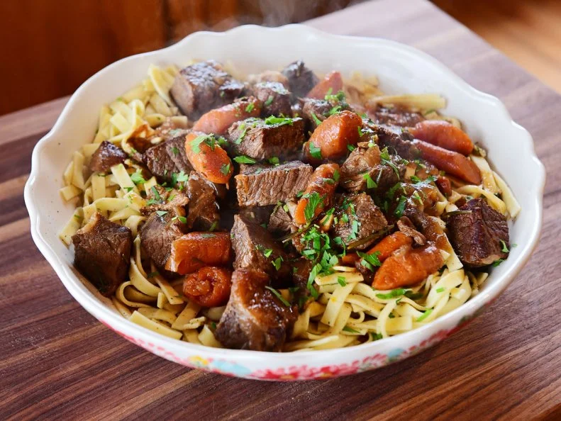 28 Recipes You Can Make With a Pint of Guinness | Food Network