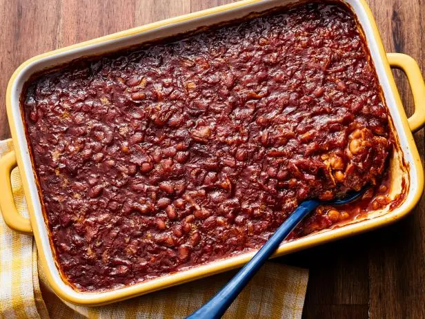 how long cook baked beans in oven