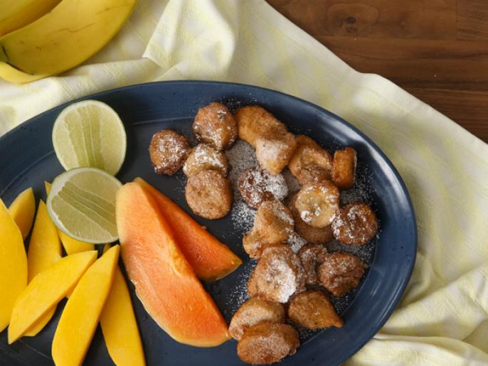 Ma Baomaka's Mofo Akondro (Banana Fritters) Recipe | Food Network