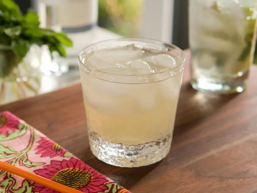 Citrus-Grape Smash Cocktail Recipe | Valerie Bertinelli | Food Network