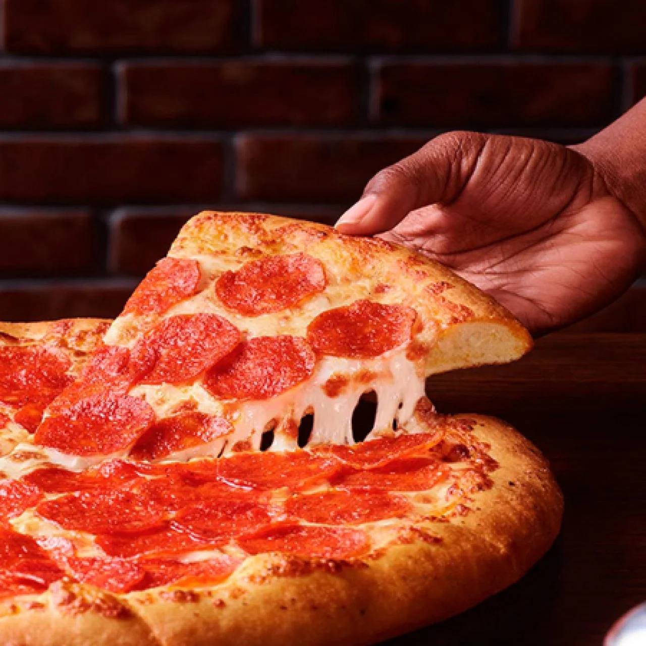 Pizzahut Pepperoni Pizza Review: Pizza Hut Double Pepperoni Big New