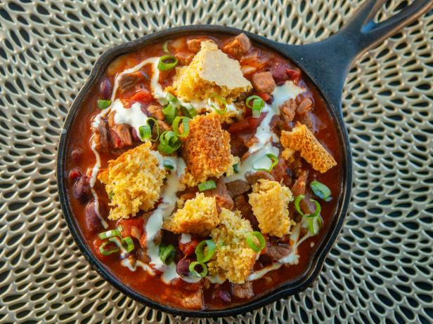 Boneless Rib Eye and Red Bean Chili with Jalapeno Cornbread Crumbles ...