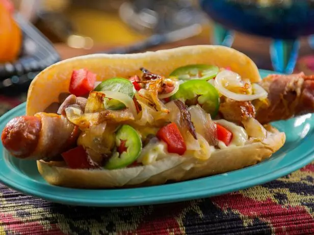 how to cook hot dogs for large groups