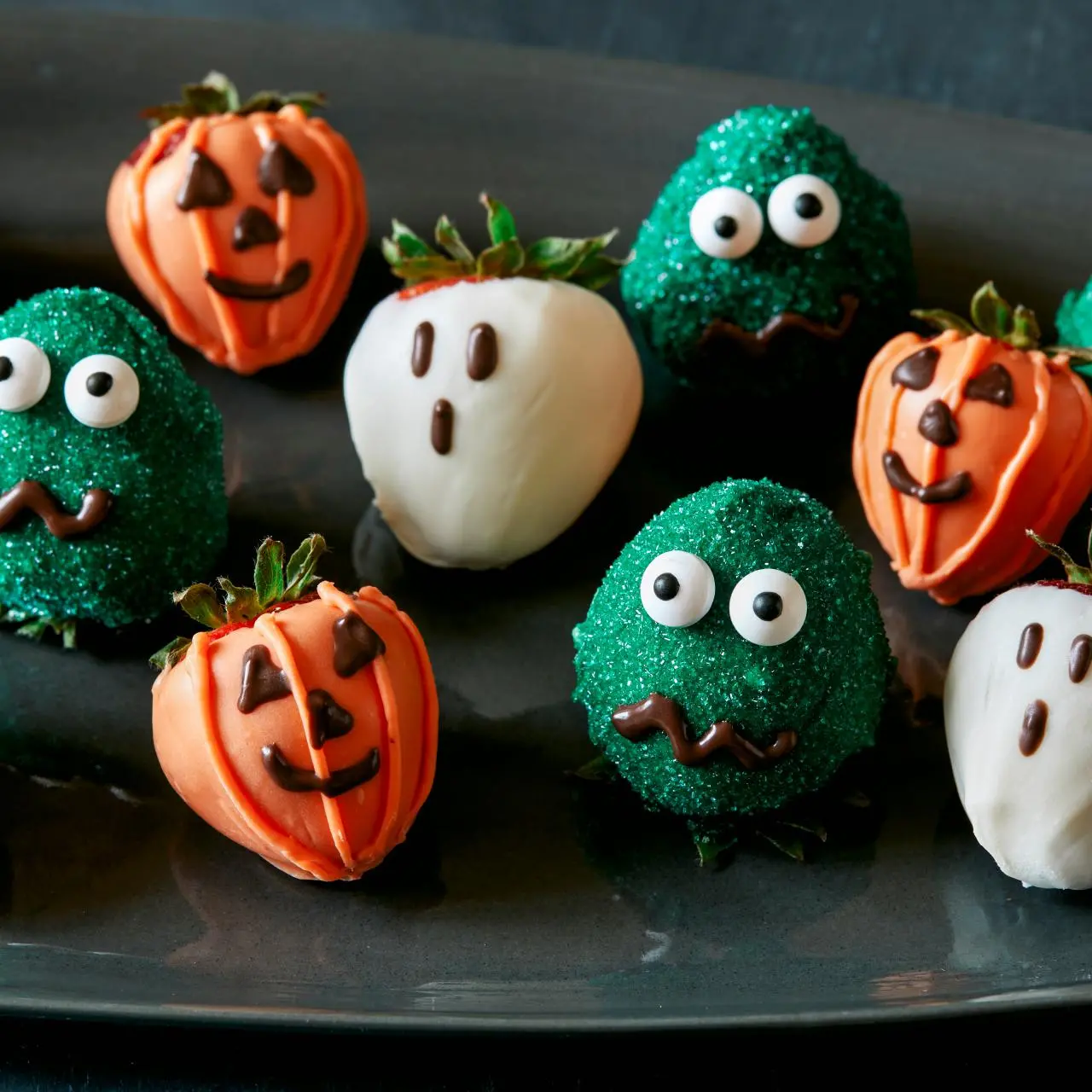 Halloween Chocolate Covered Strawberries