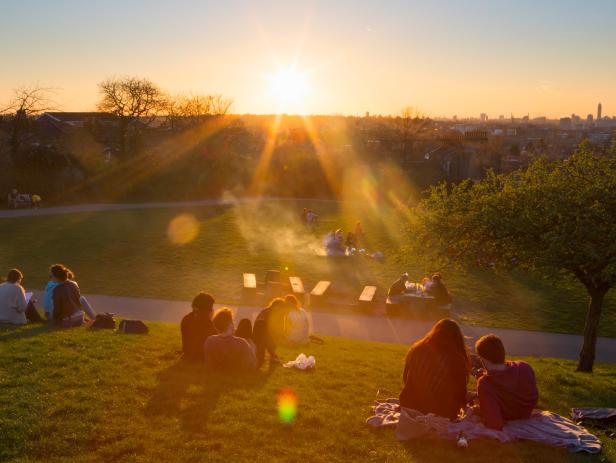 The Quintessential Party in the Park | Summer Party Ideas: Menus ...