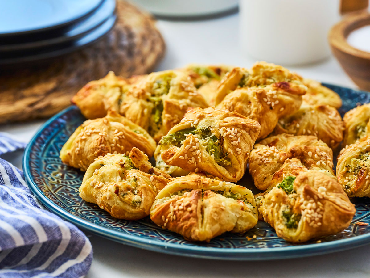 Cheesy Broccoli Puffs Recipe - Chef's Resource Recipes