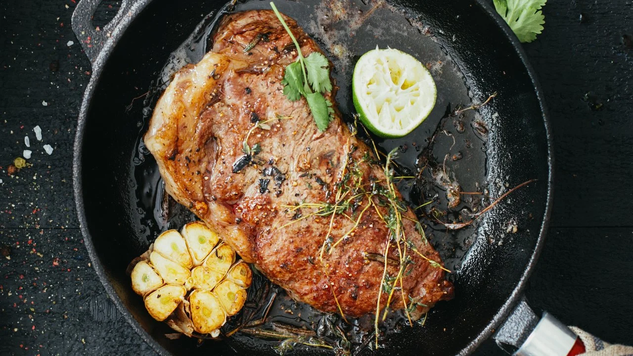 how to cook new york strip steak on electric skillet