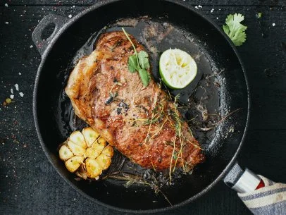 how to cook well done steak in cast iron pan