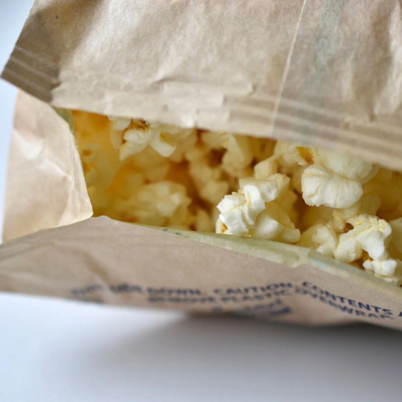 how to cook normal popcorn in the microwave