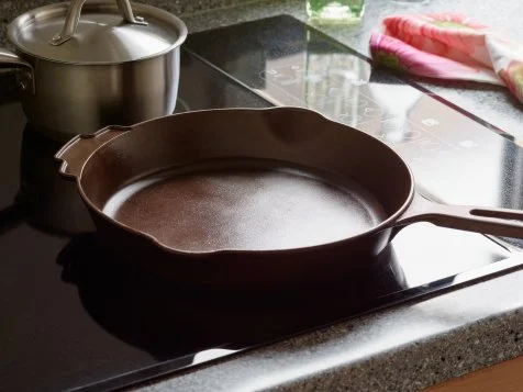 how to cook in a new cast iron pan