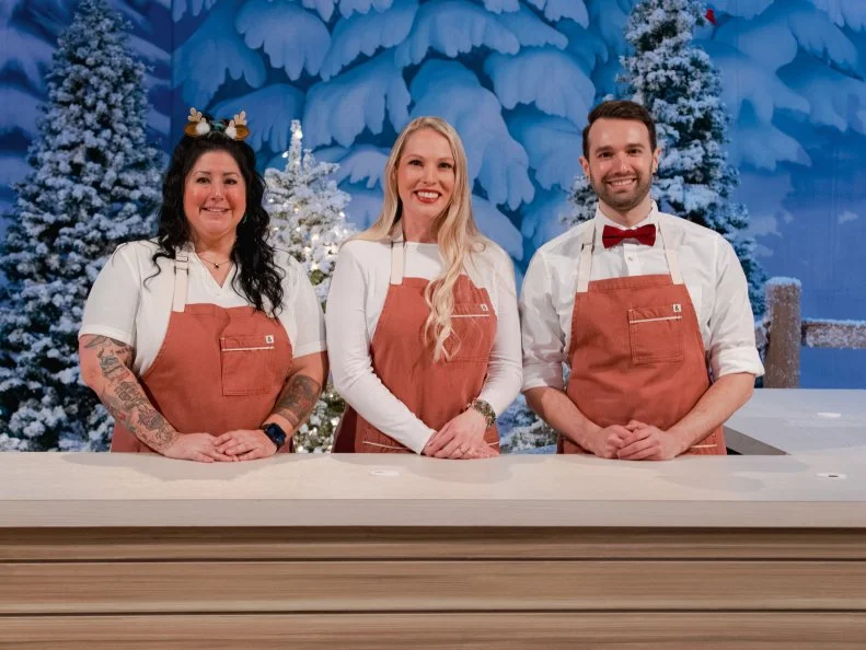 Meet the Teams Competing on Holiday Wars, Season 4 | Food Network