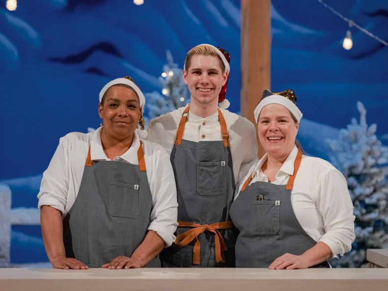Meet the Teams Competing on Holiday Wars, Season 4 | Food Network